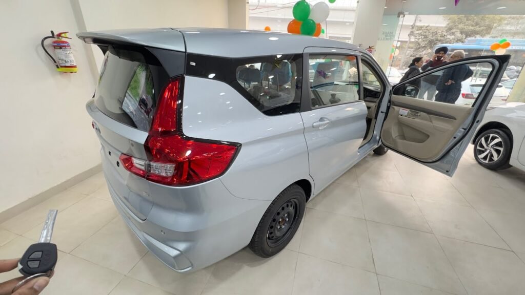 2026 Toyota Rumion S CNG Base Model: Features, Price & Full Review ...